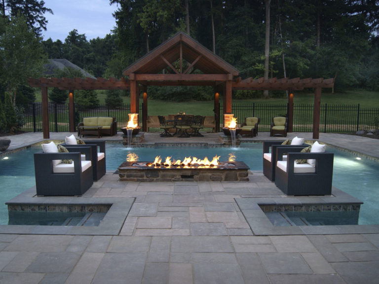 5 Swimming Pool Trends That are Taking the Summer by Storm - Aquavisions